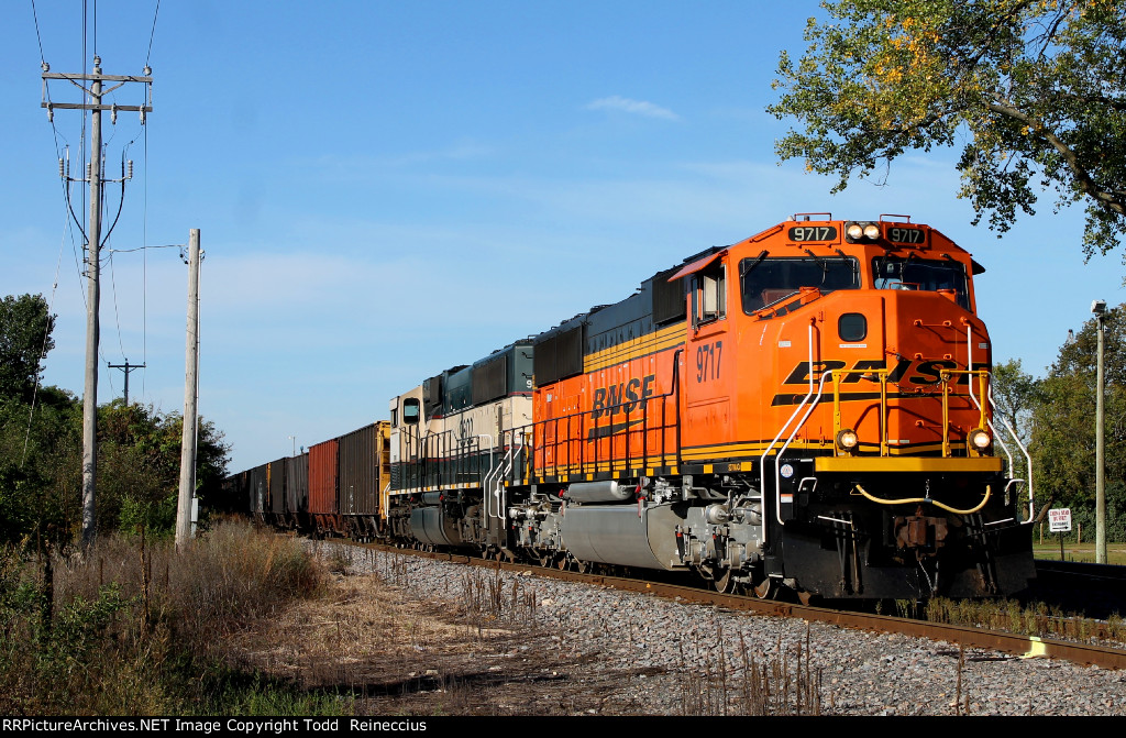 BNSF 9717
